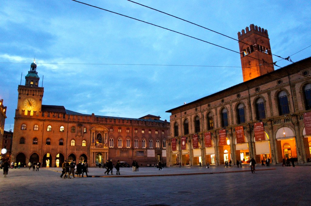Bolonha: uma belíssima cidade a meia hora de Florença!